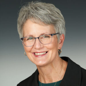 Elizabeth Mercer - Le Moyne College