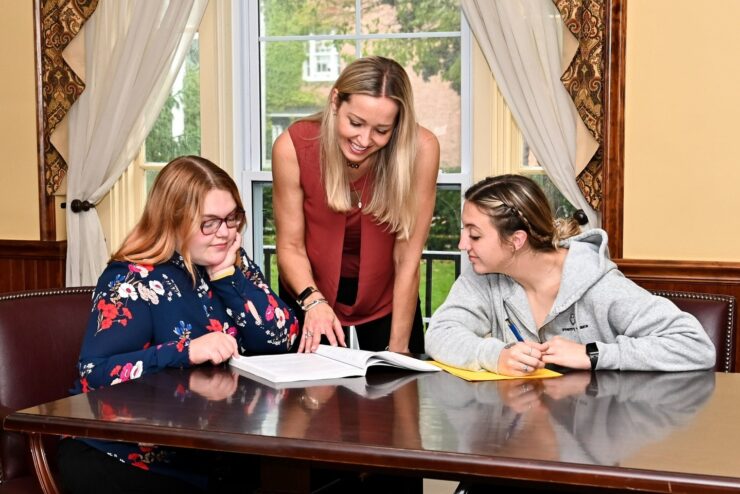 Clinical Mental Health Counseling - Le Moyne College