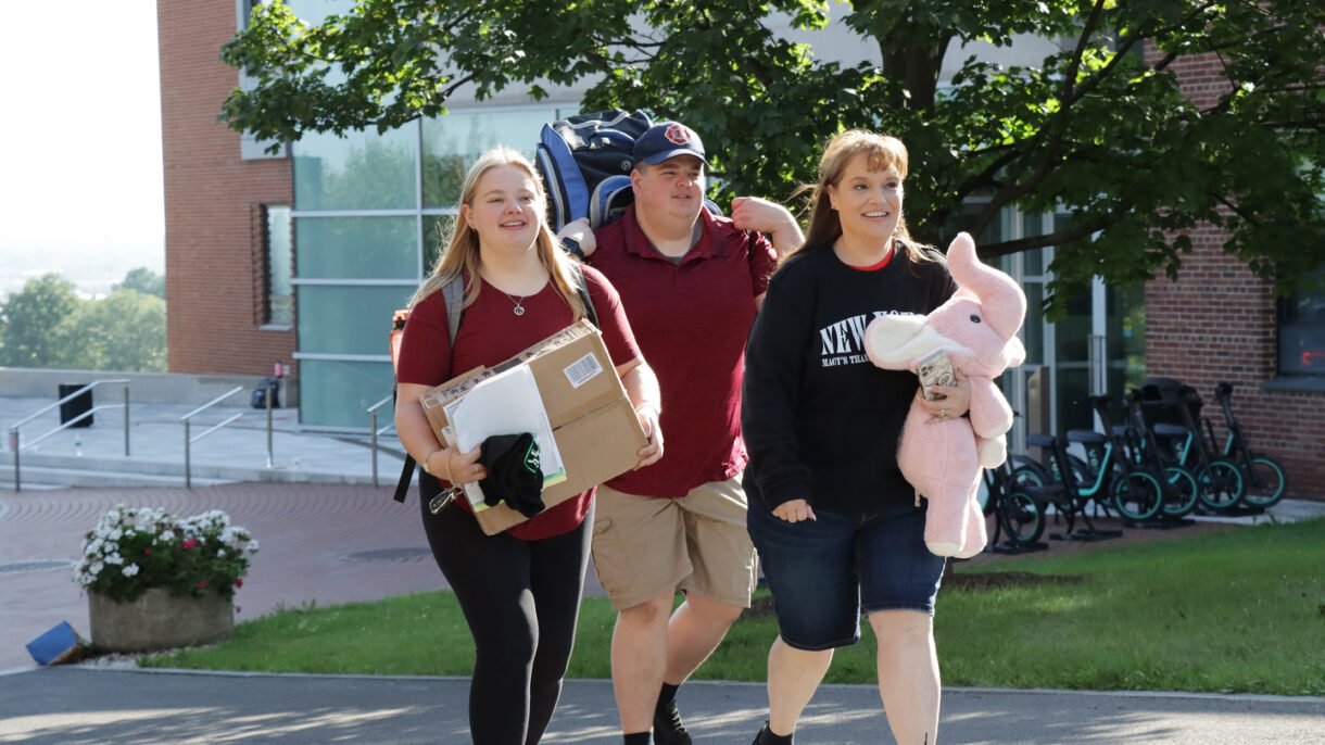 First Year Student Orientation - Le Moyne College