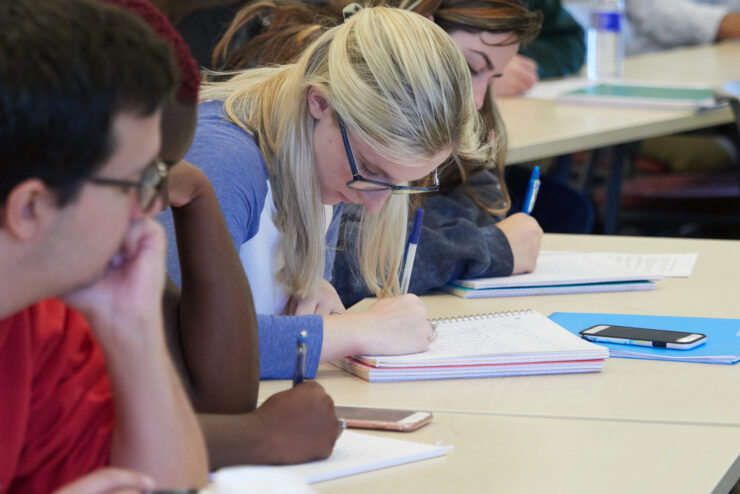 Advanced Writing - Le Moyne College