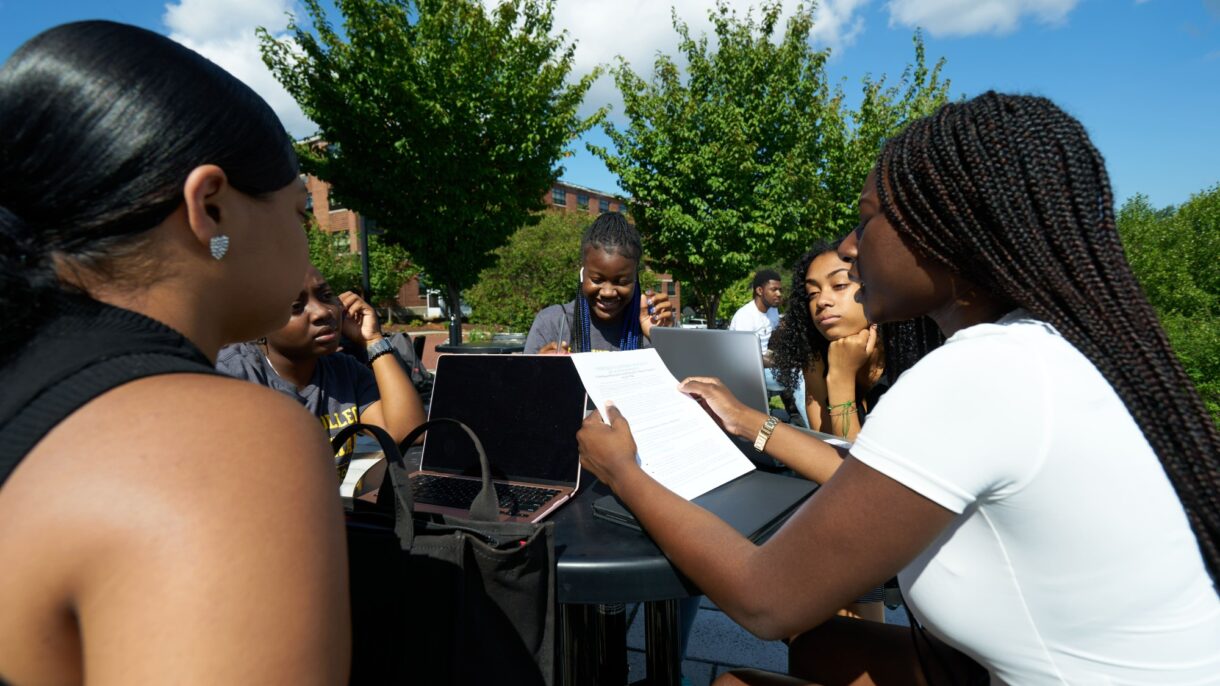 HEOP and AHANA Programs | Le Moyne College | Syracuse, NY