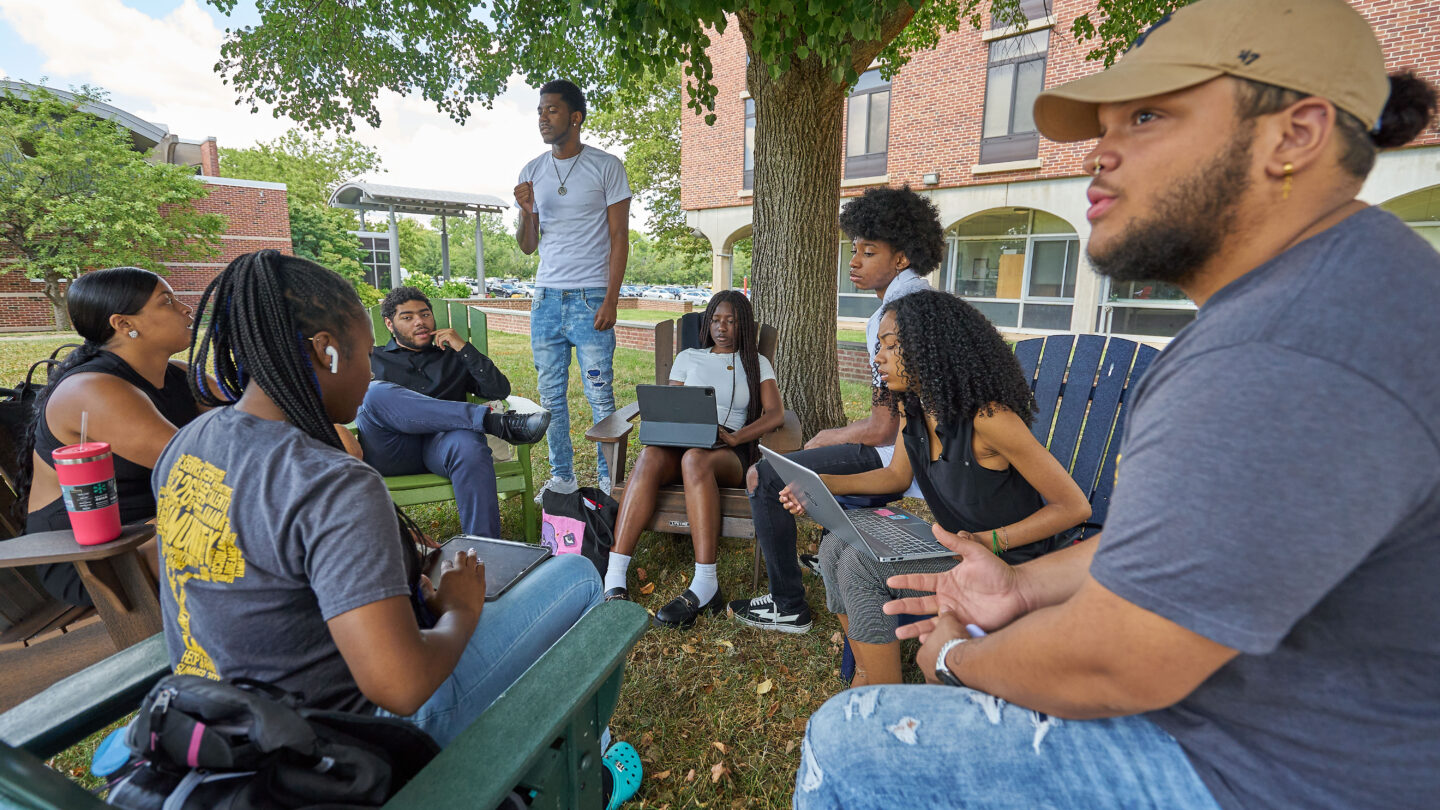 HEOP and AHANA Programs | Le Moyne College | Syracuse, NY